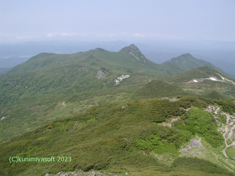 夕張岳 ～ ユウバリソウが咲く天上の花園 | kunimiyasoft